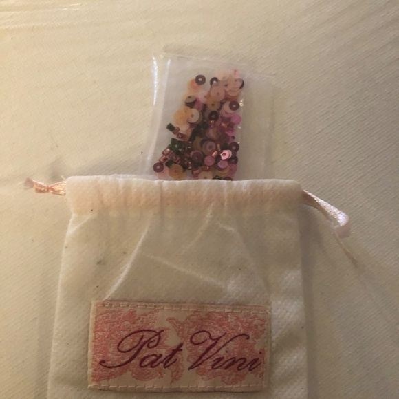 Pat Vine | Bags | Stunning Beaded Velvet Chenille Purse | Poshmark